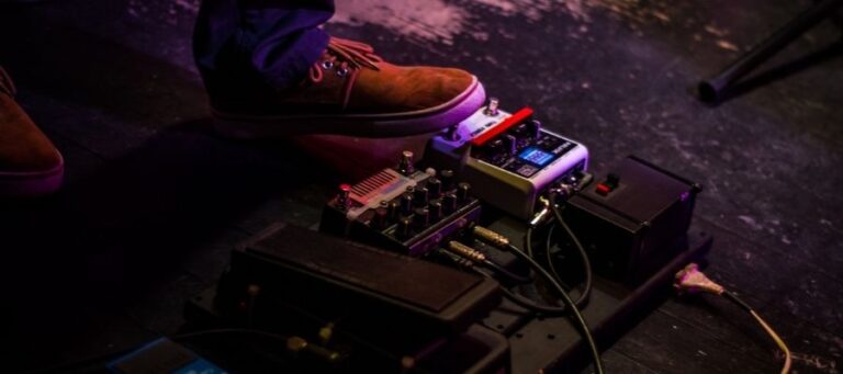 11 Types Of Acoustic Guitar Effect Pedals – Demo Included – Rock Guitar ...