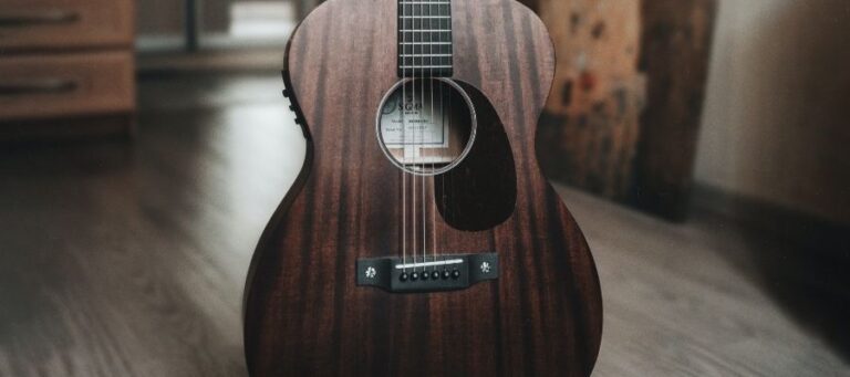 The Ultimate Guide Of Guitar Sizes – All You Need To Know – Rock Guitar ...